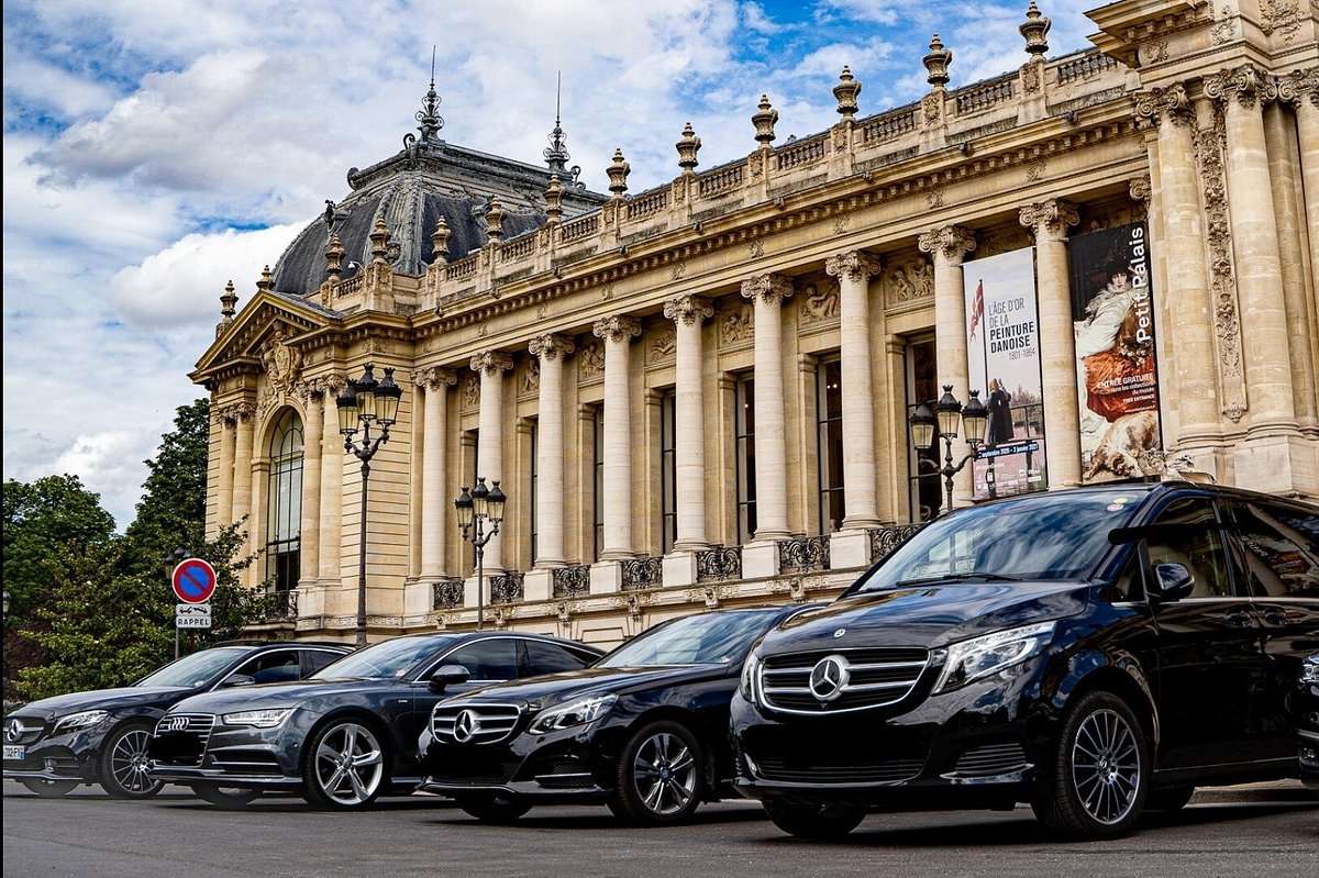 Luxury Cars Fleet | Bristol Chauffeur Travel | Premium Service